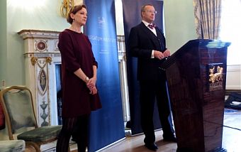Ilves presented e-Estonia in London :: The Baltic Course | Baltic ...